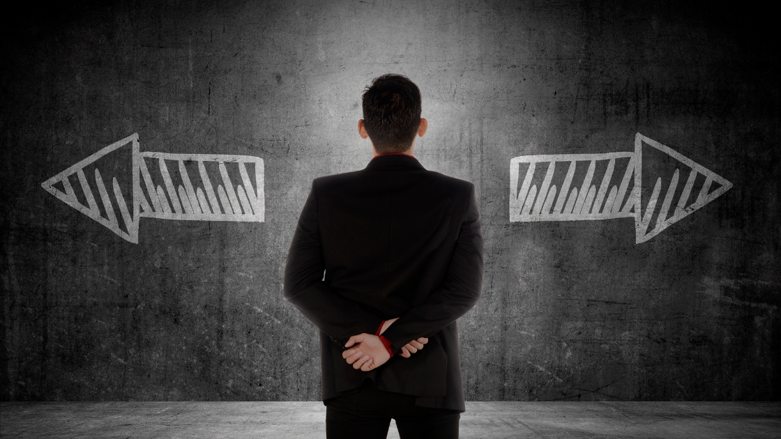 How to Choose Between Job Offers - Briefcase Coach